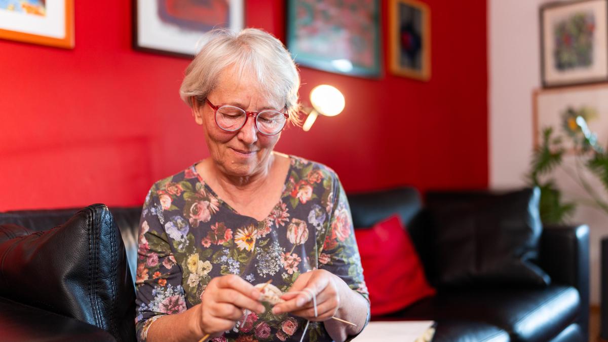 Rückkehr eines Trends : Mit Stricknadel und Wolle zum selbstgemachten Schal Rückkehr eines Trends : Mit Stricknadel und Wolle zum selbstgemachten Schal